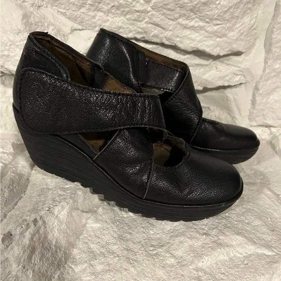 Fly London | Shoes | Black Fly London Wedge Platform Shoes Size 39 ...